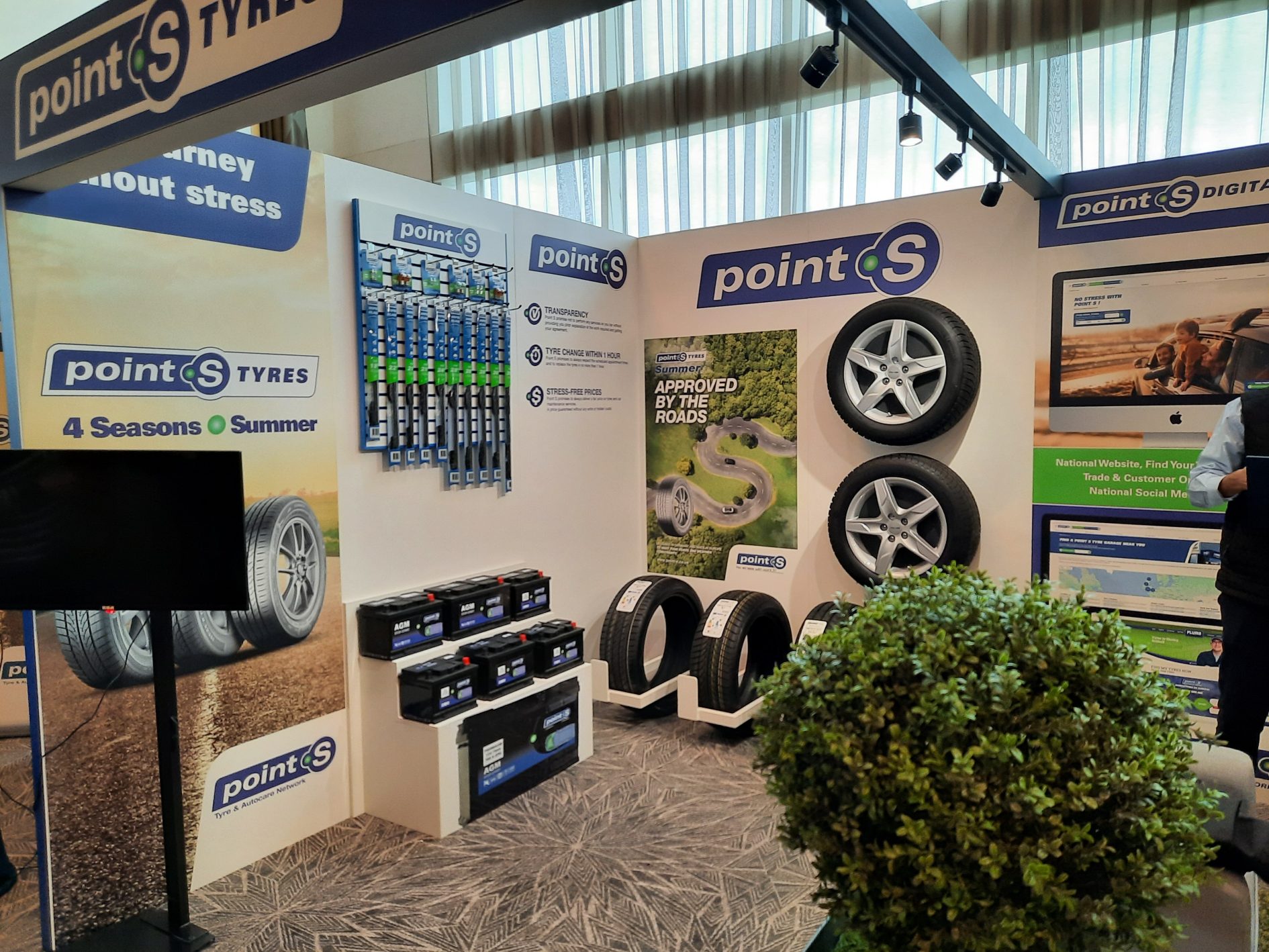 Point S groupOur private label - Point S accessories - Point S group